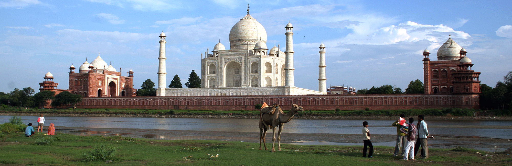 Taj-Mahal - The Slow Road Luxury Travel Blog